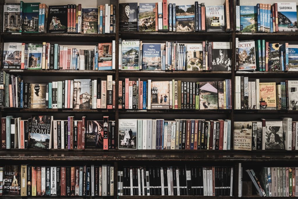 Every Book I Want To Complete This Year: 2021 Booklist. | The Lazy Gal